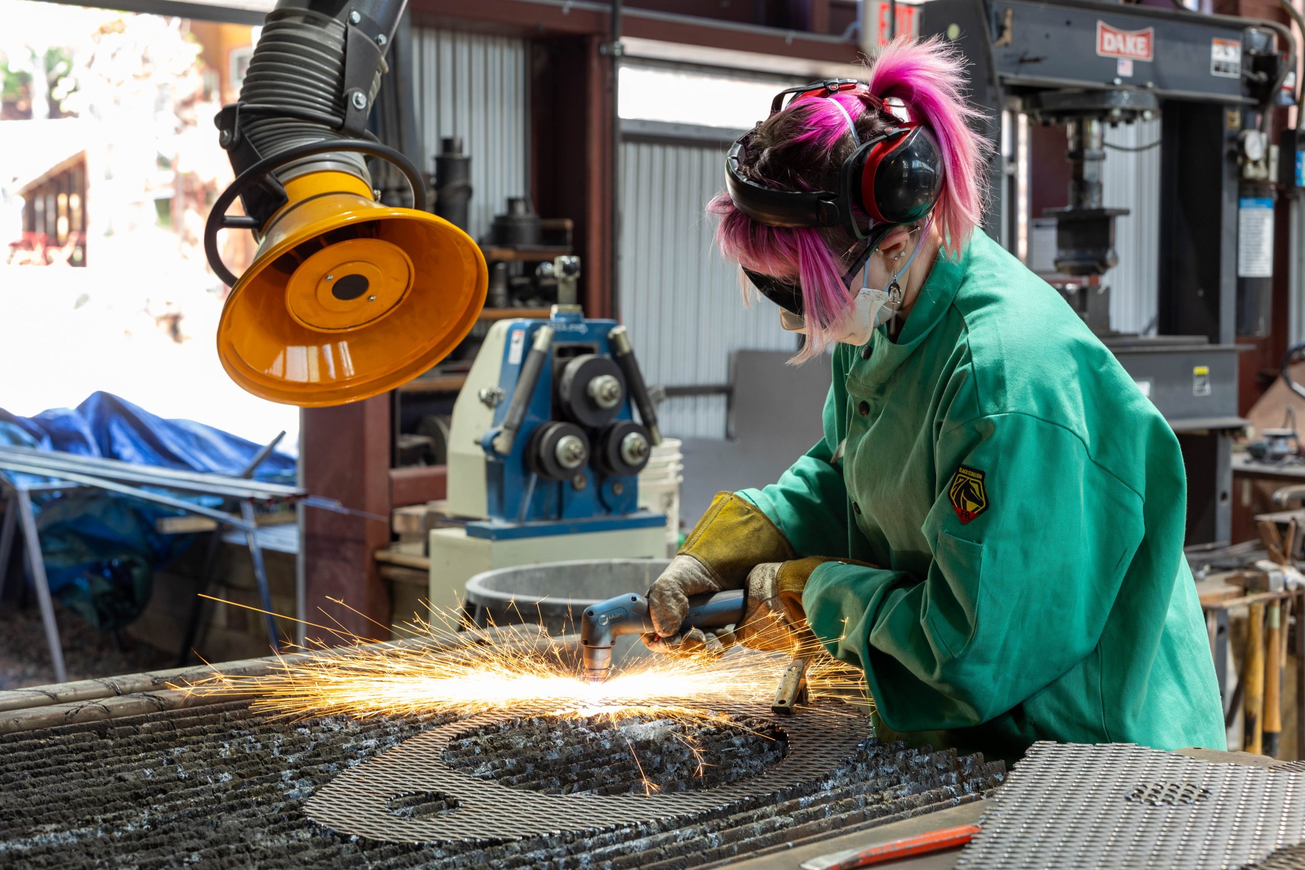 Combining Steel and Soft Materials Sculpture Workshop